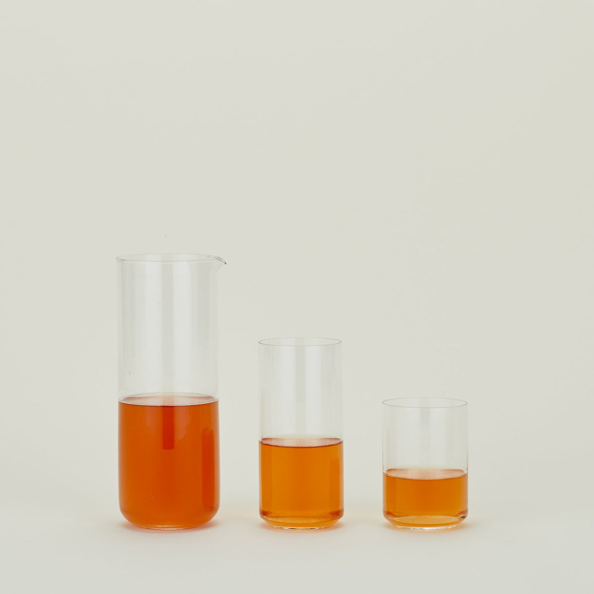 Simple Glass Pitcher – Salte